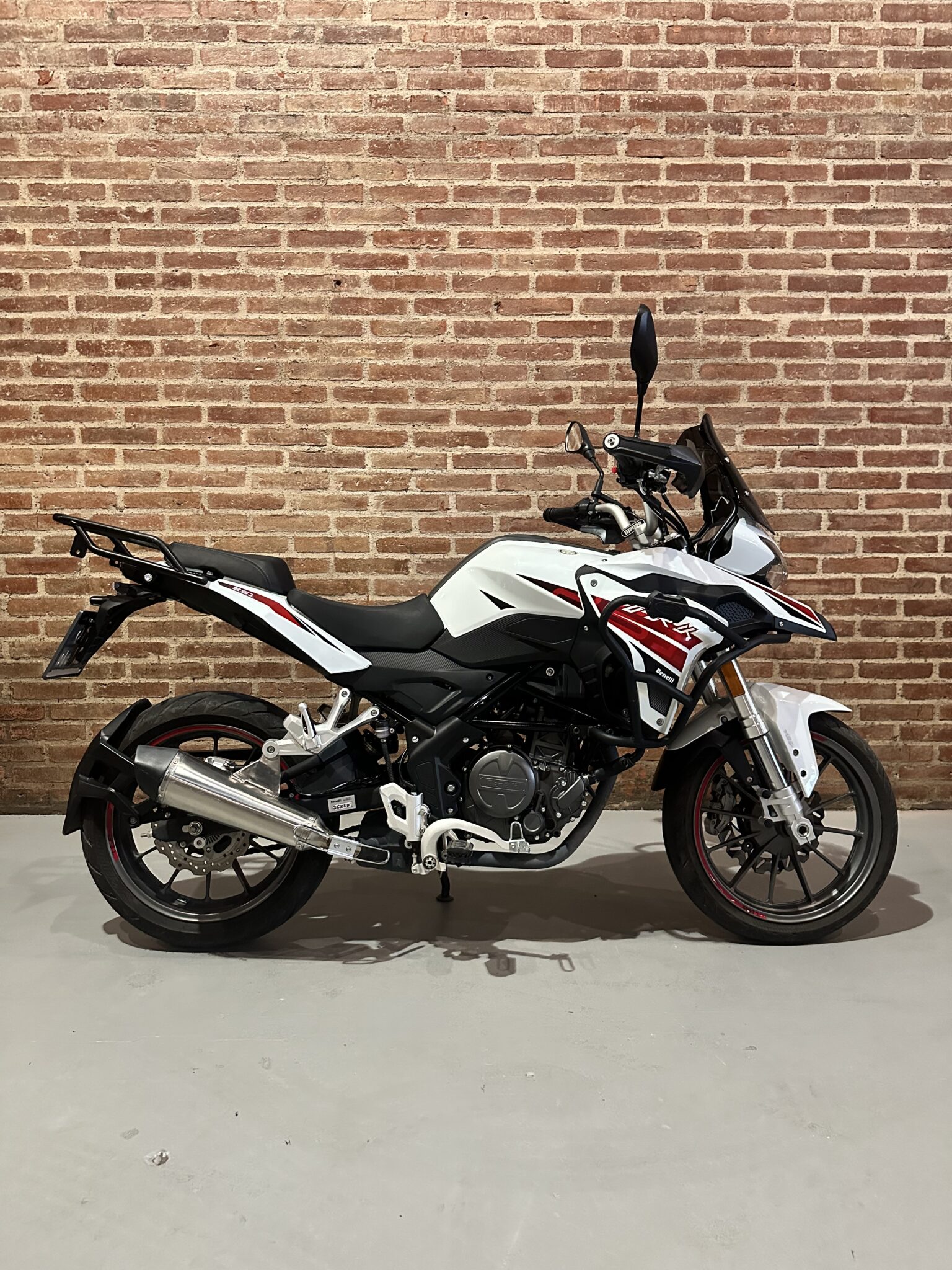 BENELLI TRK 251 2023 – Kopram