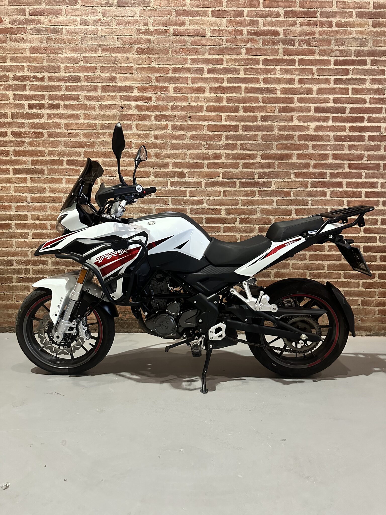 BENELLI TRK 251 2023 – Kopram
